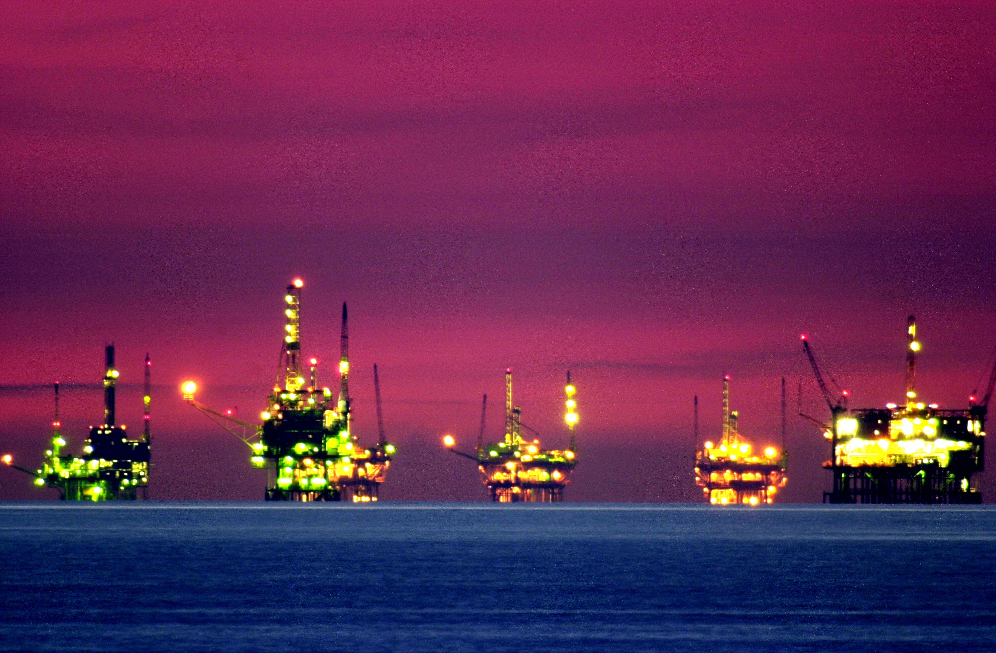 Surfers snake Bight oil facts and jobs | The Spectator Australia