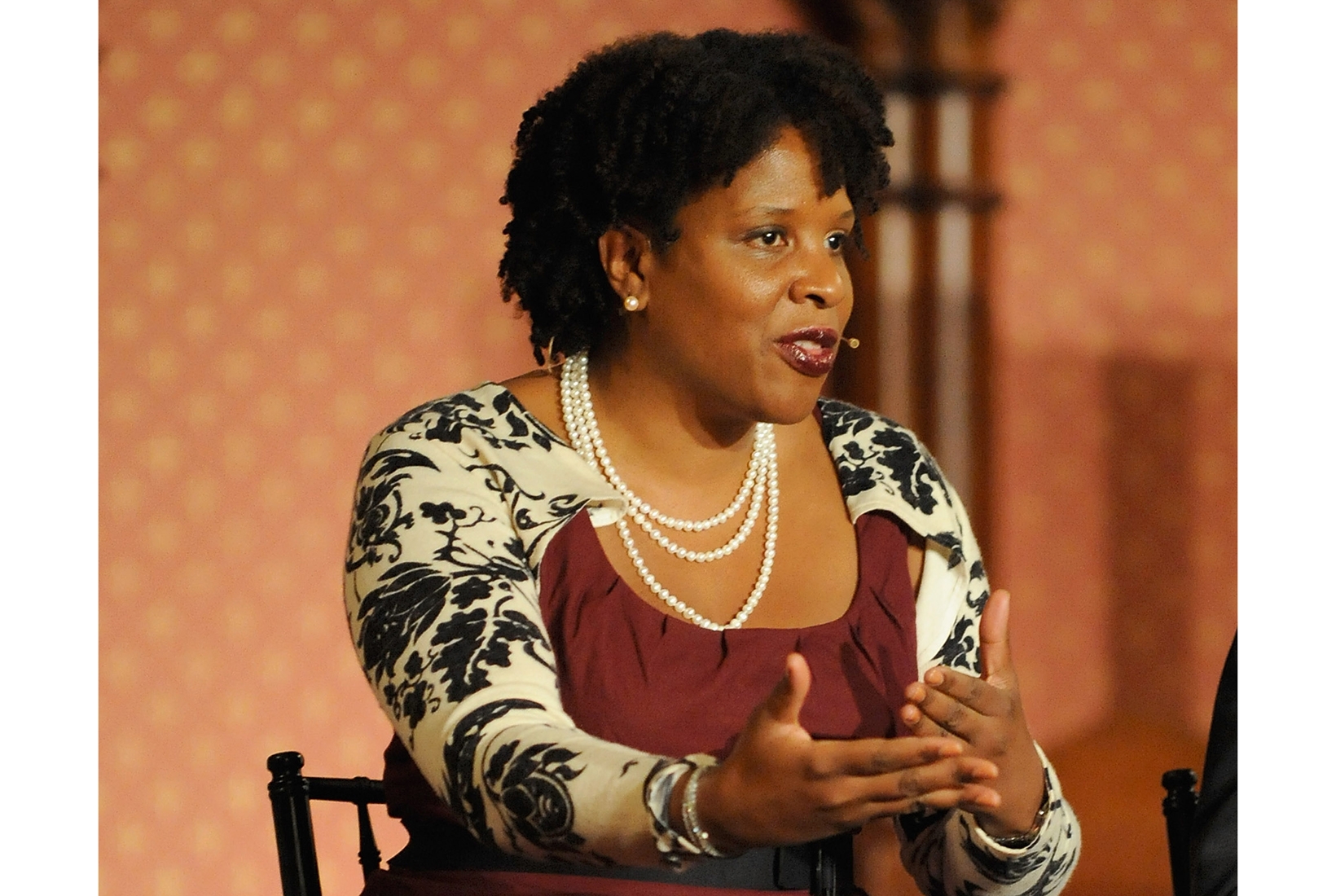 The devastating effects of bigamy: Silver Sparrow, by Tayari Jones ...