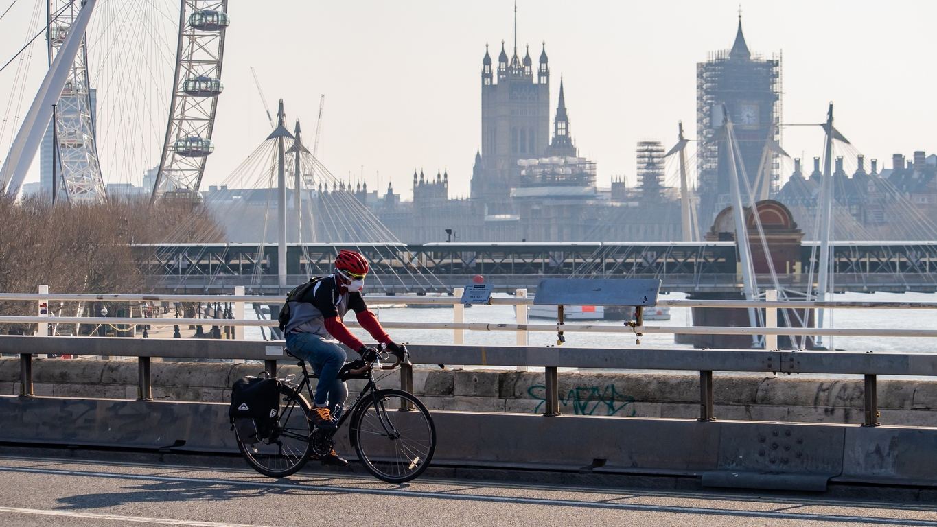 A vicious cycle: the problem with tokenistic bike lanes | The Spectator ...
