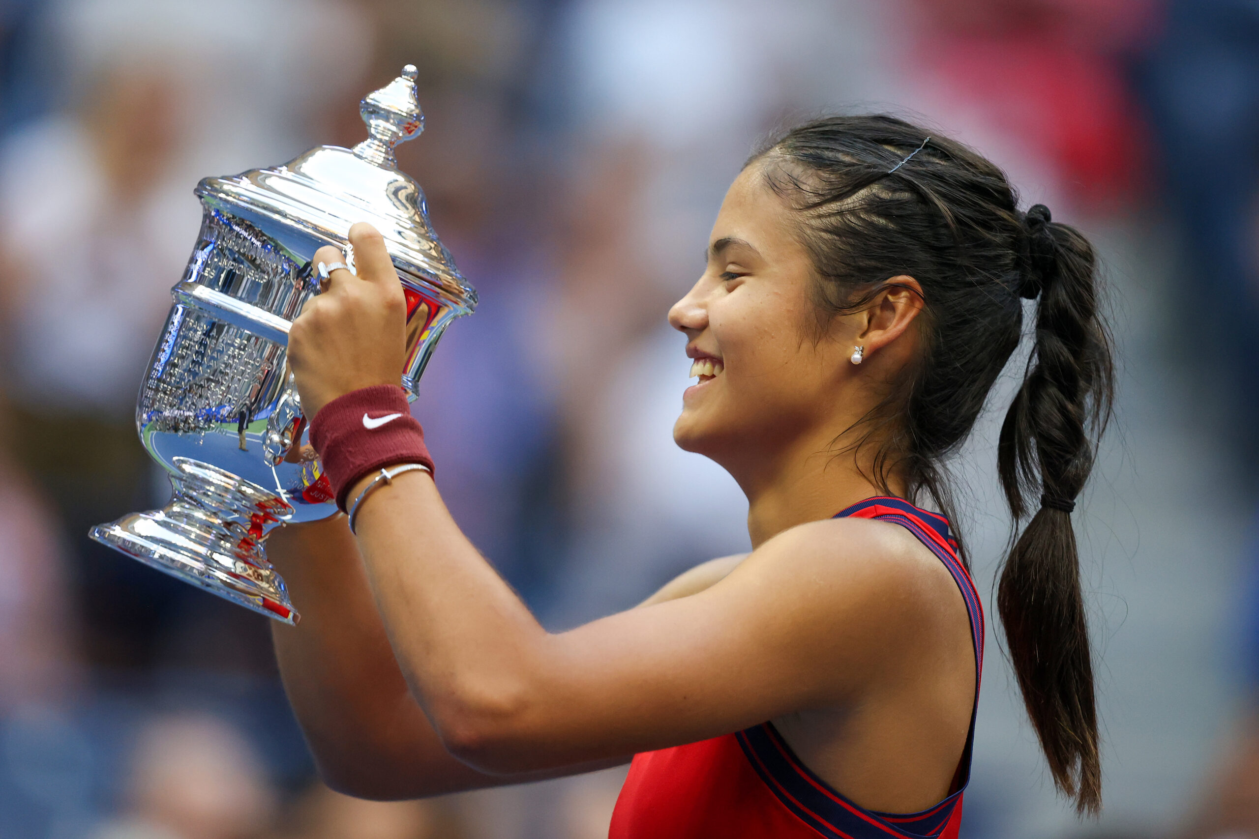 Blue-tick Twitter is spoiling Emma Raducanu's victory | The Spectator ...