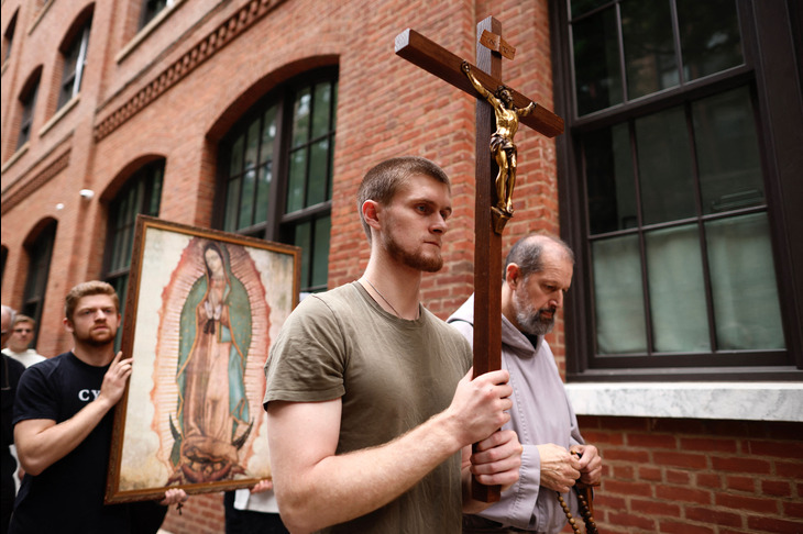 Clothing the gap | The Spectator Australia