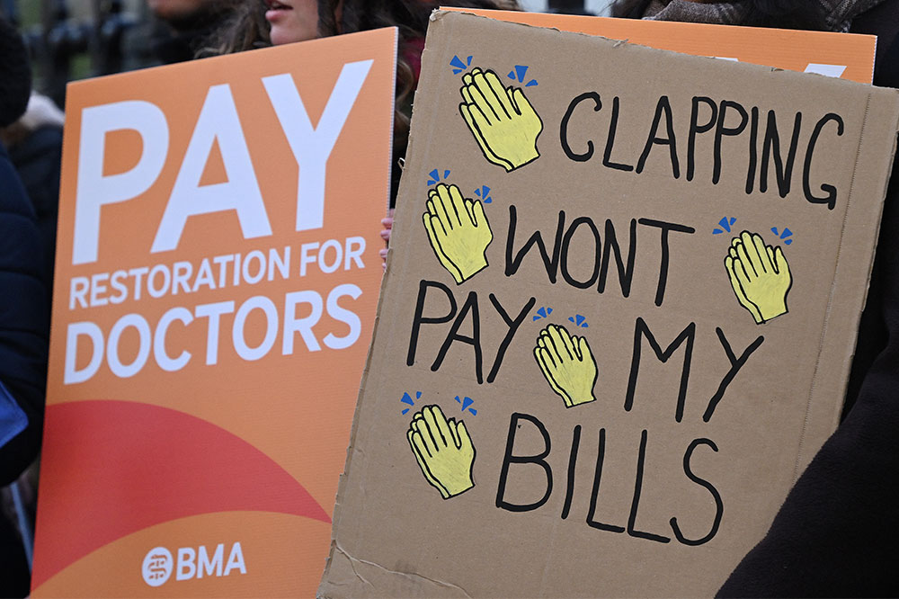 It’s junior doctors – not underfunding – pushing the NHS to the brink ...