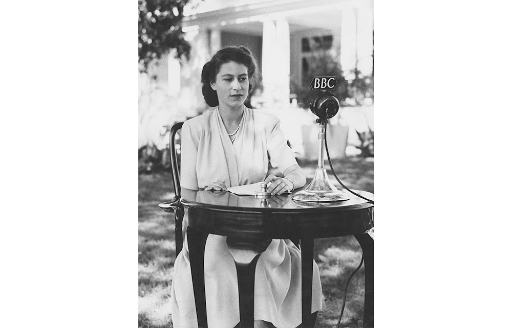 Resolute, dignified and intelligent: Elizabeth II inspired loyalty from ...