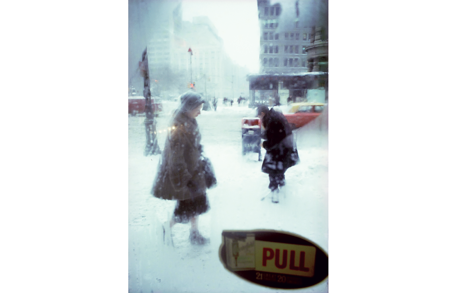 The quiet brilliance of street photographer Saul Leiter | The Spectator ...