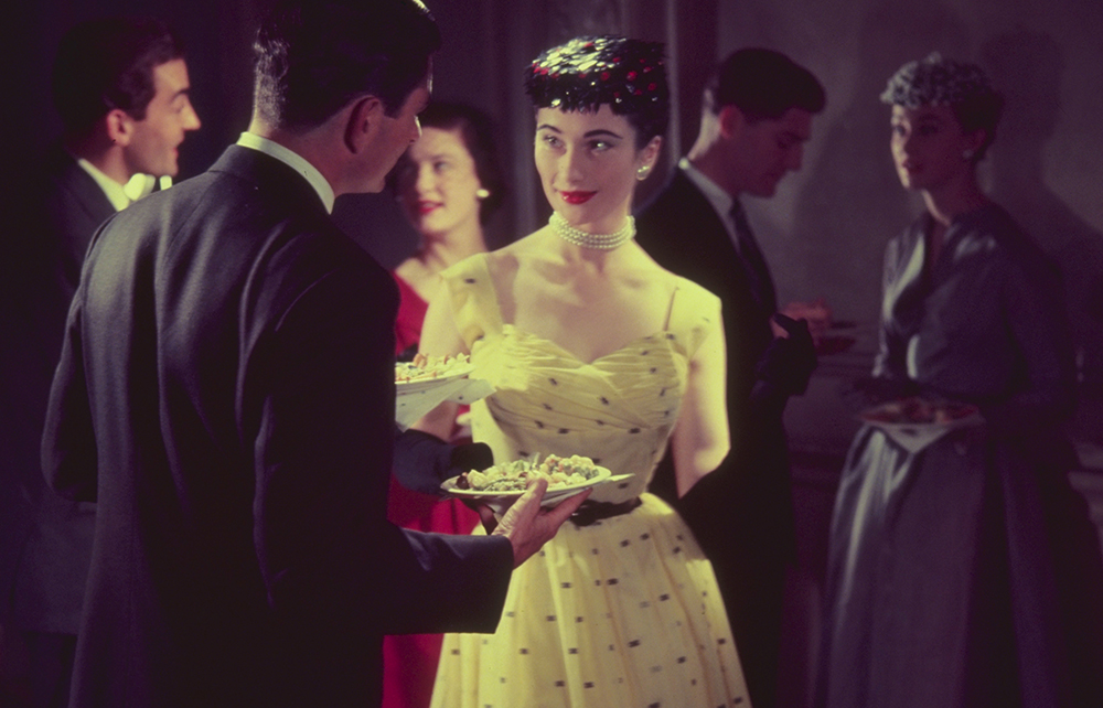 Dear Mary: can you leave a party without saying goodbye?