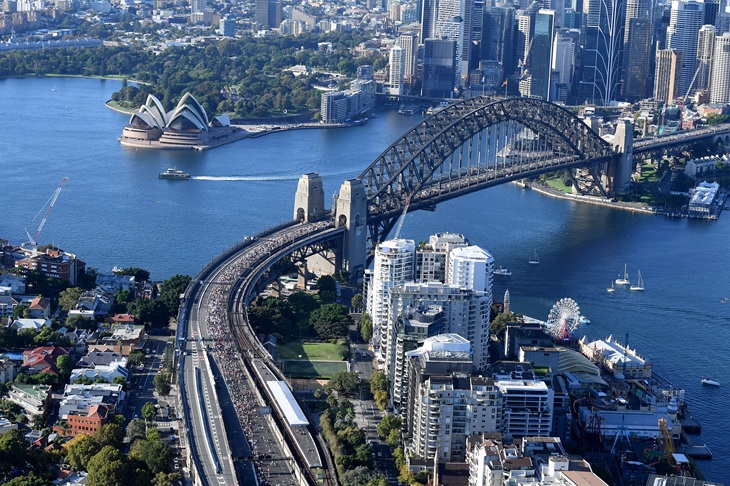 Pro-Palestine Sydney Harbour Bridge march splits the Right | The ...