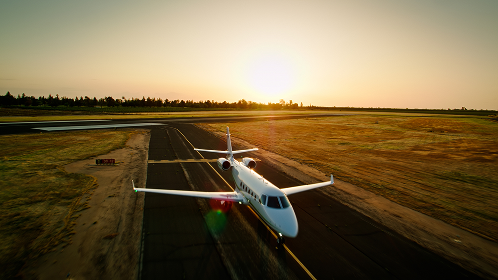 Dear Mary: how can I wangle a private jet invitation? | The Spectator ...